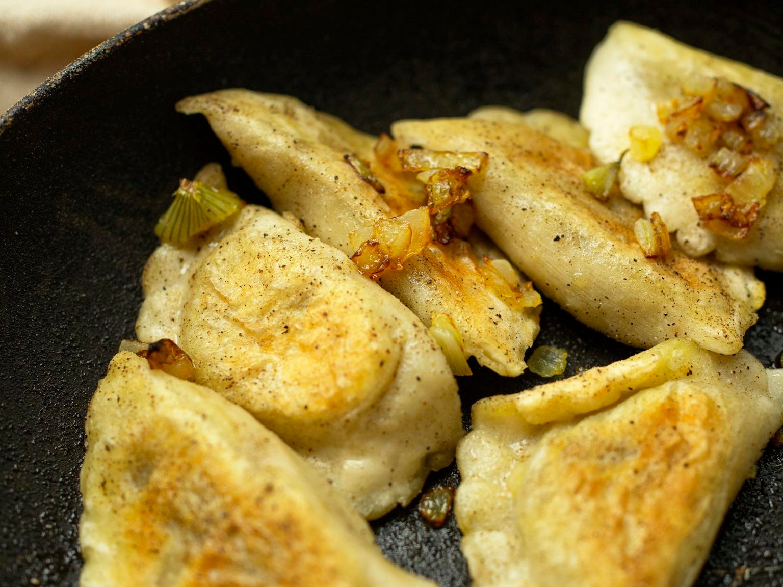 30 Delicious Cheap Eats in NYC For Under $10 - Sprinkle of Wanderlust