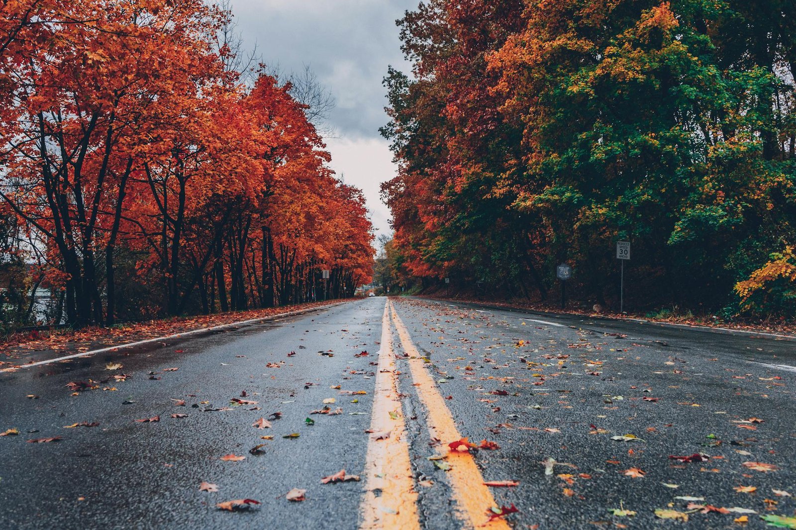 10 Unforgettable Fall Weekend Getaways in the Northeast - Sprinkle of ...